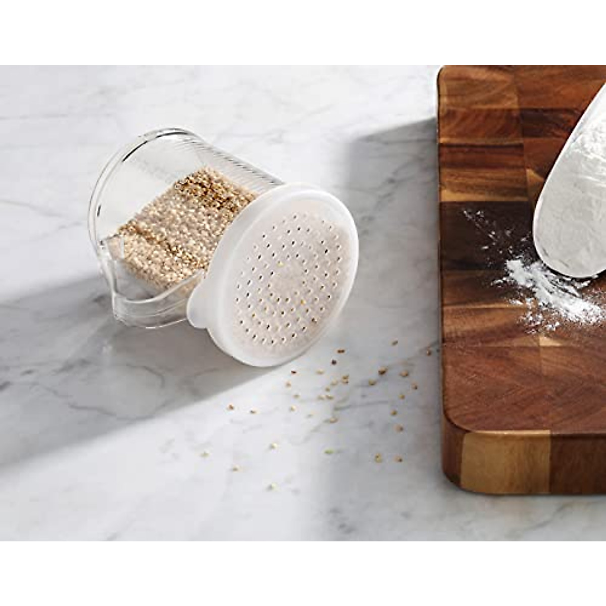 New Star Foodservice 22513 Plastic Dredge with 3 Snap-on Lid, Seasoning Sugar Spice Pepper Shaker, 10 OZ