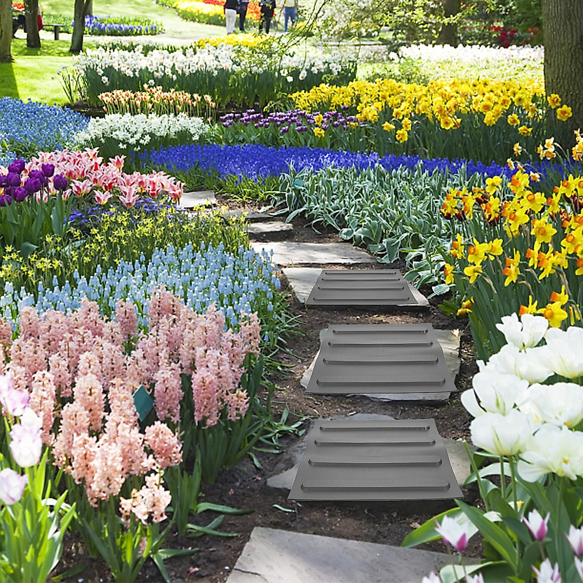 4pcs Tactile Paving Tiles Rubber Blind Road Bricks Patio Deck Tiles Outdoor Sidewalk Pad Walkway Floor Stickers for Pathway Garden Poolside Balcony