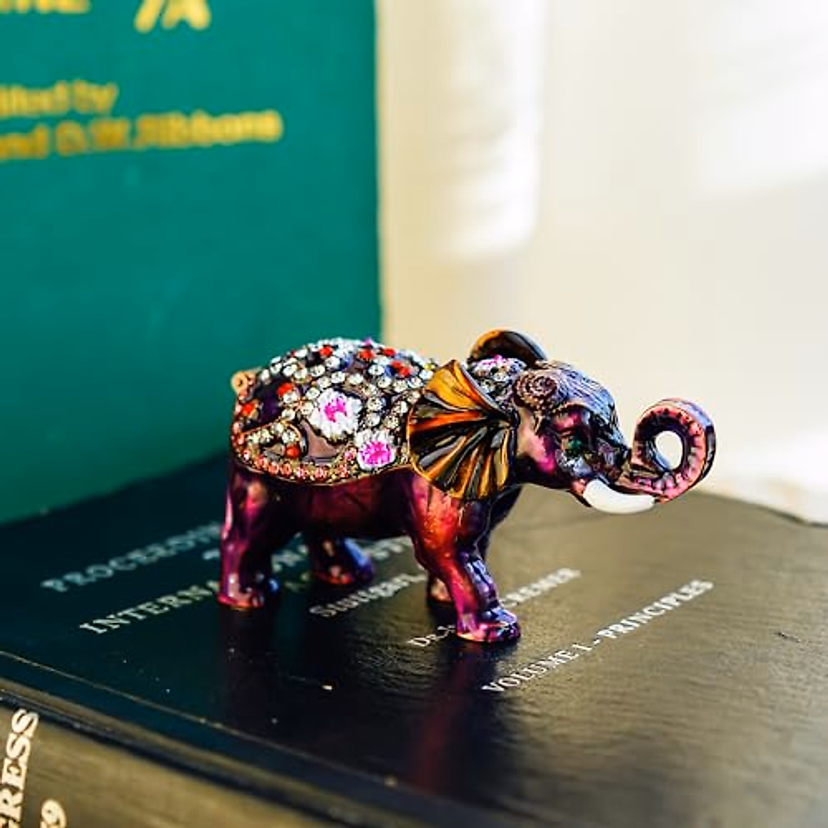 YU FENG Elephant Animal Jewelry Box Hinged Collectible Elephant Figurine Decor Trinket Box (Purple)