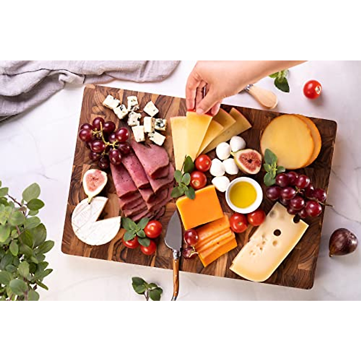 Weekolor, Medium Butcher Block Cutting Board, Teak Wood End Grain, Thick Prep Station 17.3x11.6x1.5 in, Juice Groove, Reversible Charcuterie Board, Vegetable, Bread, Cheese Board (Gift Box Included)