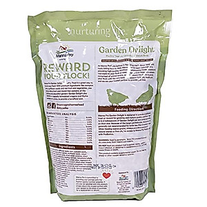 Manna Pro Chicken Scratch | Garden Grains, Treat for Coop, Duck Food, Chicken Supplies |2.25 Pound (Pack of 1)