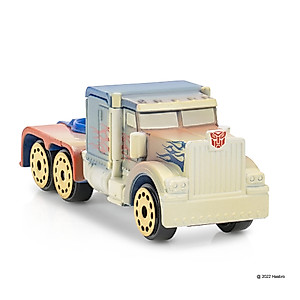 Micro Machines Transformers Revenge of The Fallen Set - 8 Highly Detailed Vehicles - Autobots - Decepticons - More Than Meets The Eye - Amazon Exclusive