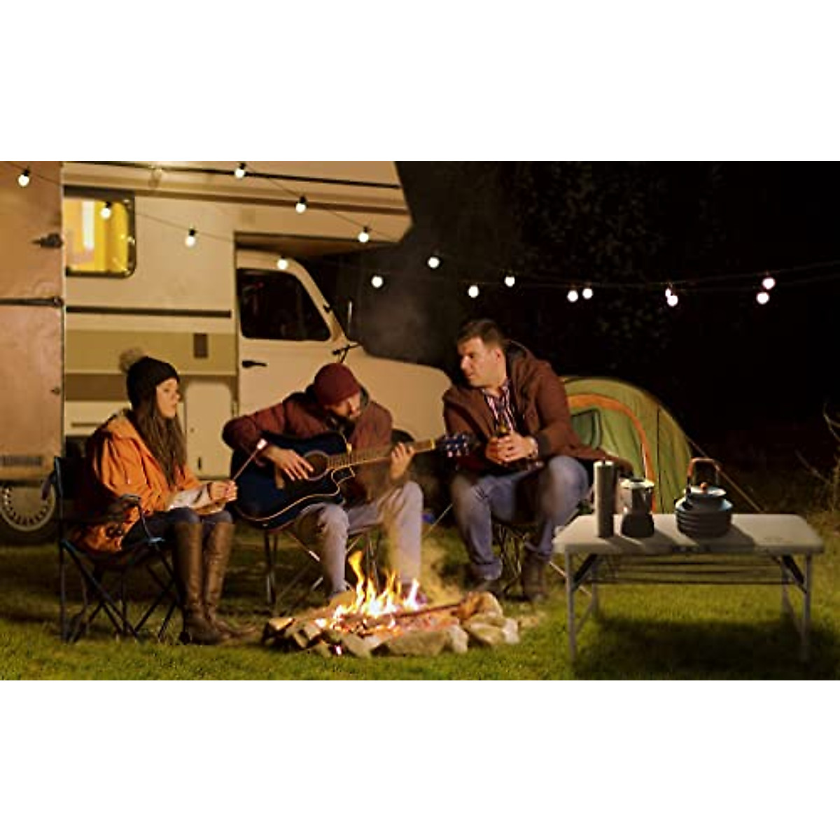 Nice C Lounge Chair + Small Card Table
