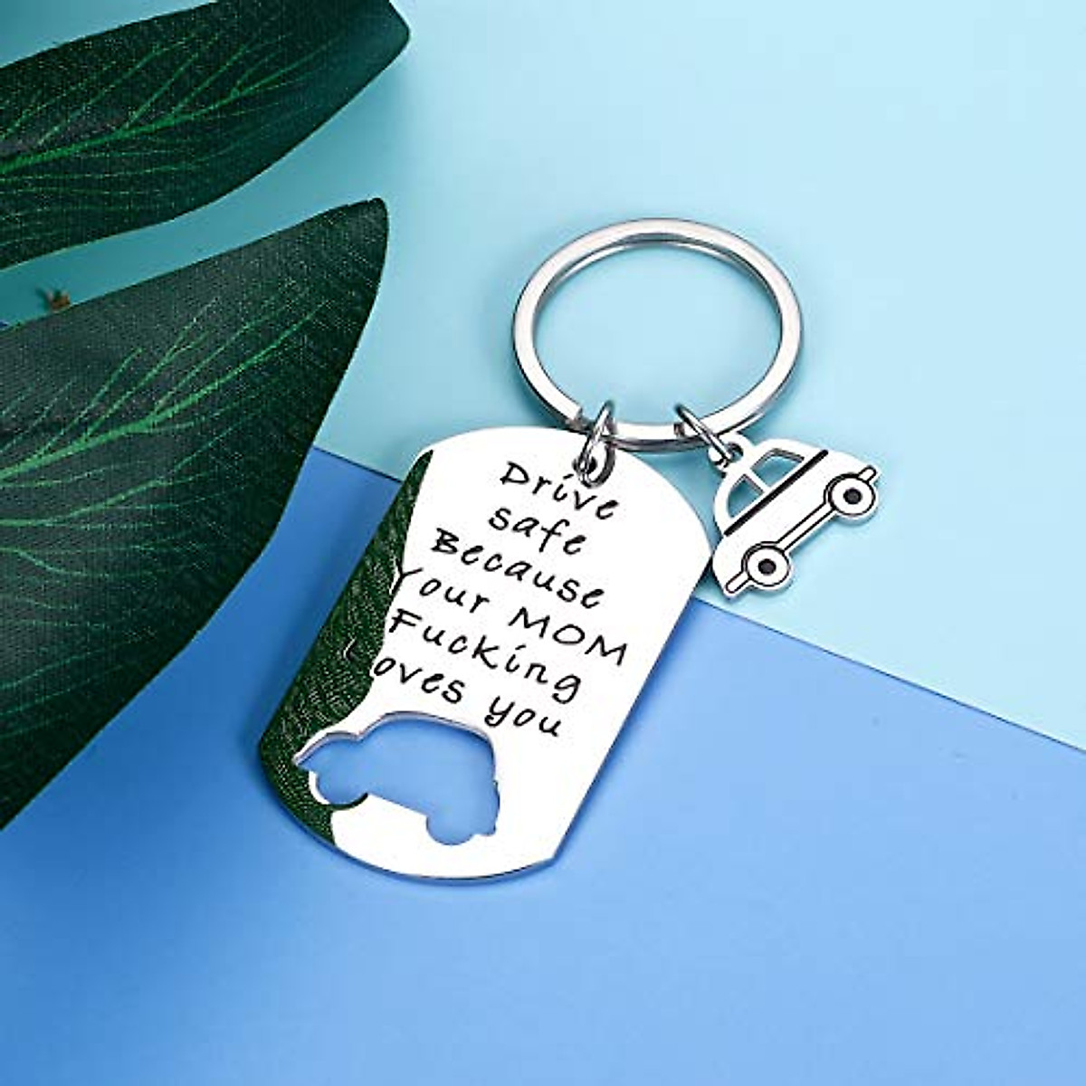 Funny New Driver Gift Drive Safe Your Mom Loves You Keychain for Son Daughter from Mom Dad Stocking Stuffer Trucker BFF 16th Birthday Gift Promise Keyring Valentine for Teens Adult Boys Girls Him Her