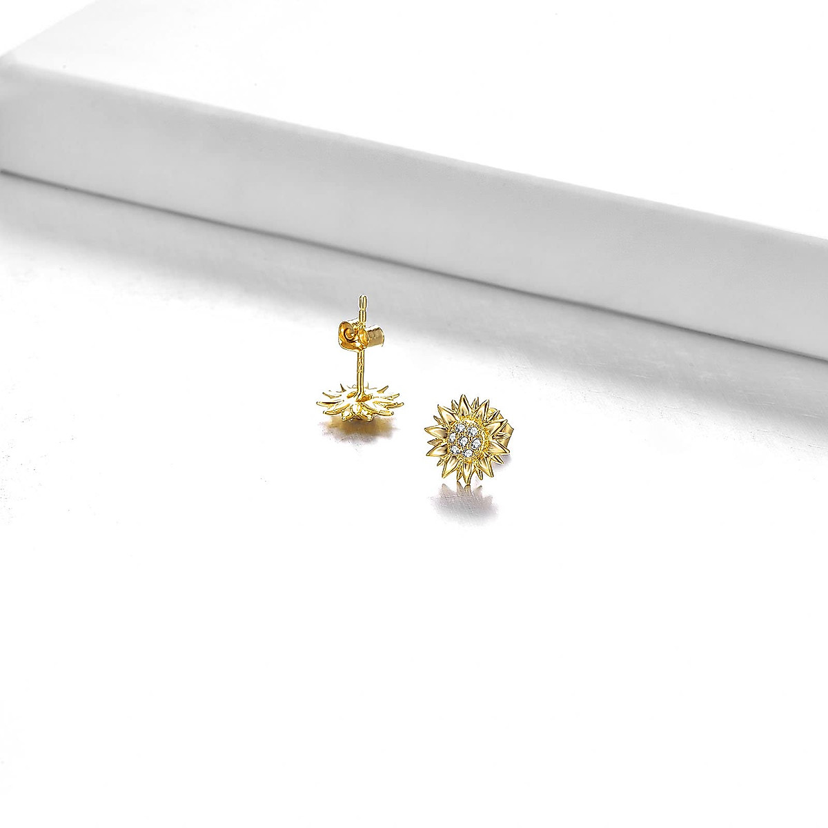 KECHO 14k Gold Sunflower Earrings for Women, Gold Flower Stud Earrings Jewelry Gifts for Her (Sunflower Earrings)