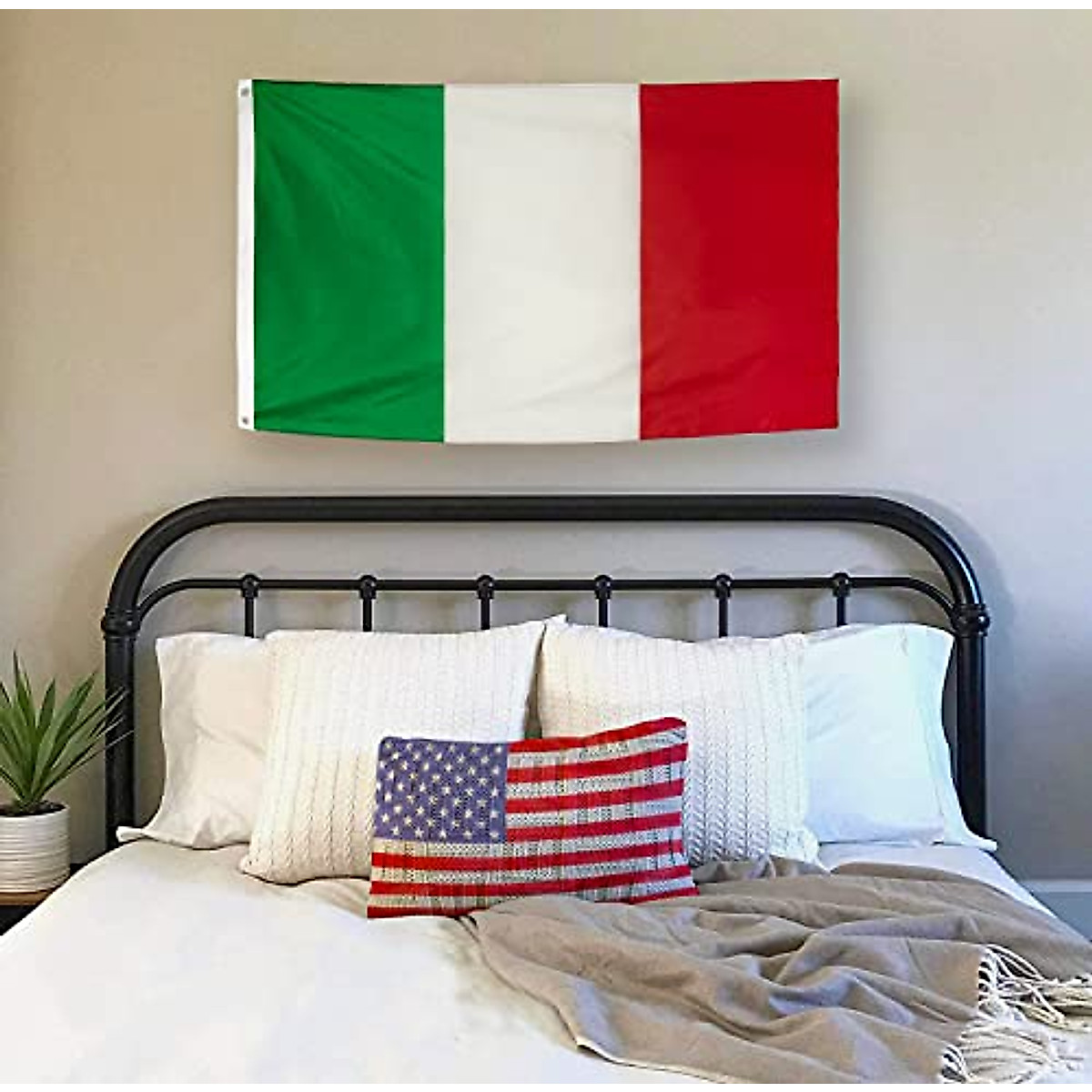 DANF Italy Flag 3x5 Ft Thick Polyester, Fade Resistant, Brass Grommets, Canvas Header italian National Flags 3 X 5 Feet