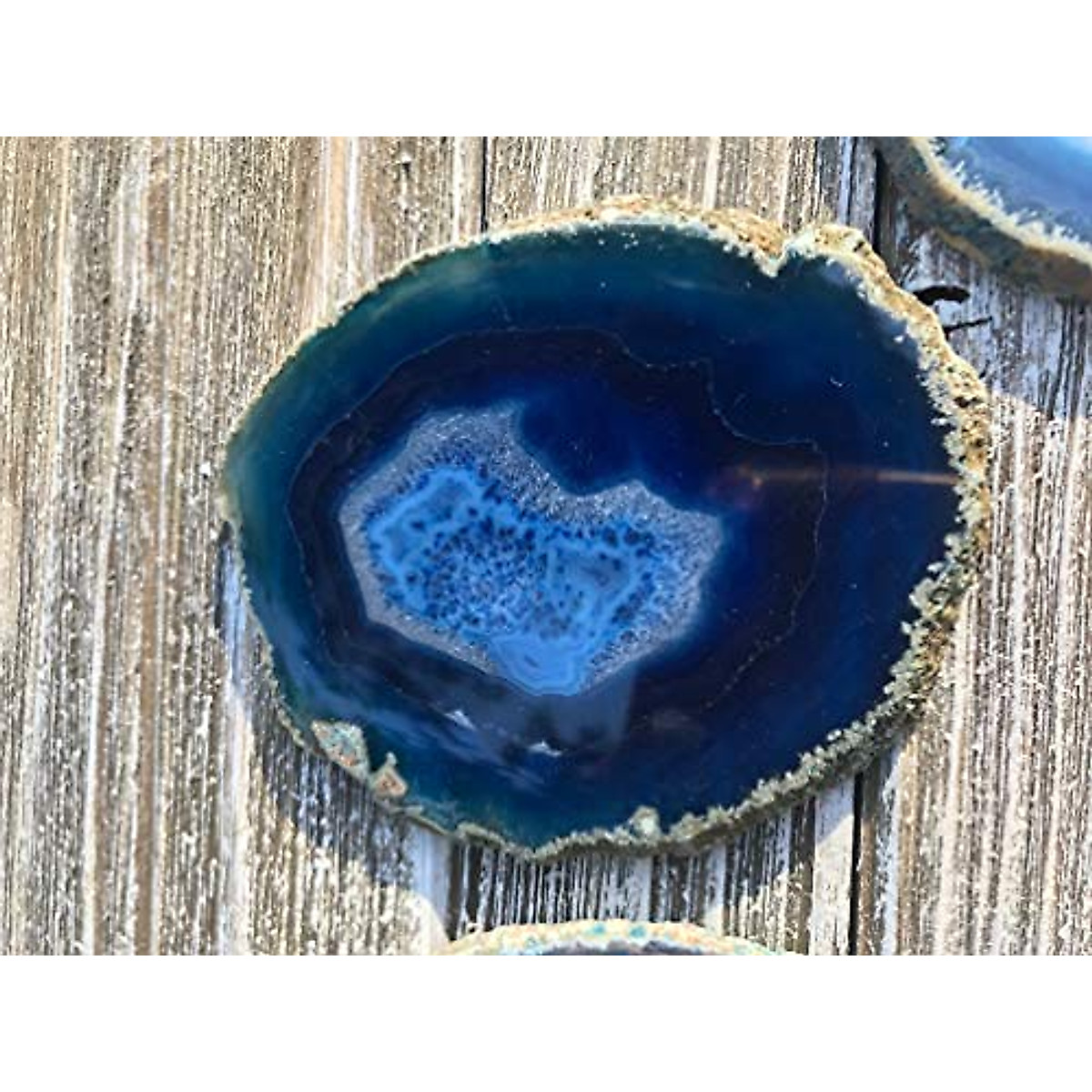 Agate Coasters set of 4 - Blue Colored Agate Coasters - Natural Rim - Bumpers