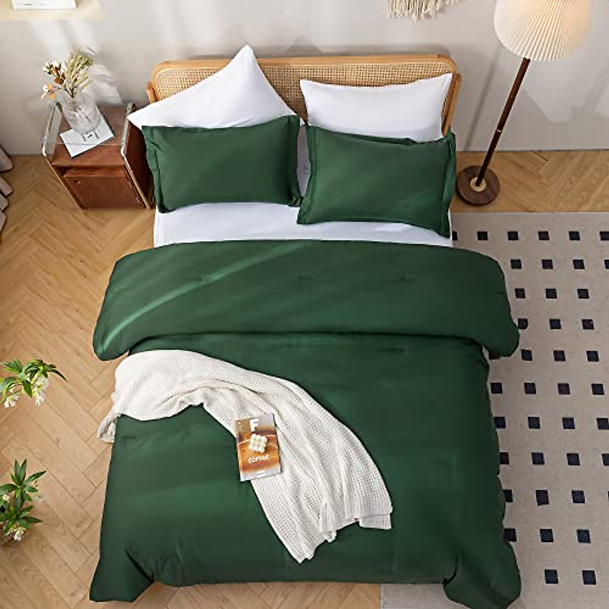 JANZAA 7 Piece Emerald Comforter for Queen Size Bed in a Bag Queen Comforter Set with Sheets Pillow Cases Pillow Shams Fitted Sheet Flat Sheet Microfiber Bed Set Soft Bedding Set All Season