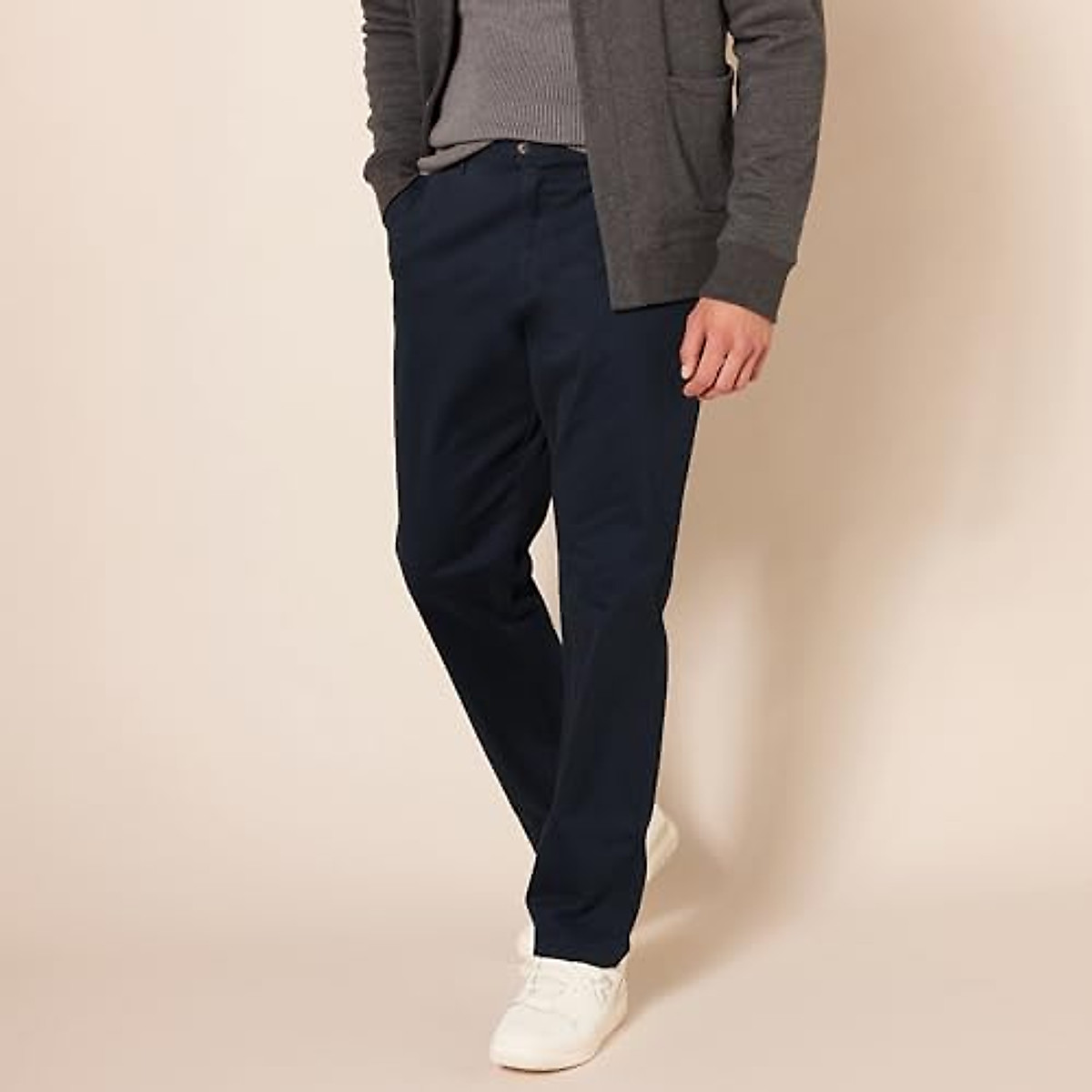 Amazon Essentials Men's Athletic-Fit Casual Stretch Chino Pant (Available in Big & Tall), Black, 38W x 32L