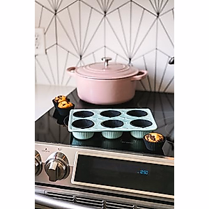 The Silicone Kitchen Reusable Silicone Baking Cups, Non-Toxic, BPA Free, Dishwasher Safe, Regular, Matte Black, 12 Pack