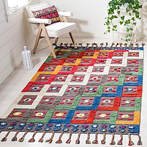 SAFAVIEH Casablanca Collection Accent Rug - 4' x 6', Blue & Green, Handmade Southwestern Boho Tribal Wool Braided Tassel, Ideal for High Traffic Areas in Entryway, Living Room, Bedroom (CSB576N)