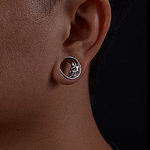 ERKUOO 2PCS Moon Skull Ear Gauges Opening Saddle Ear Tunnels Double Flared Plugs Flesh Stretchers Piercing Earrings 0g(8mm)