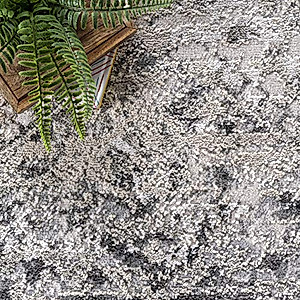 nuLOOM Madisson Vintage Faded Medallion Area Rug, 5x8, Silver