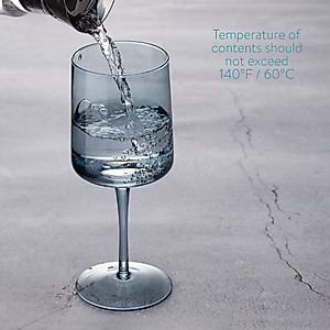 Navaris Blue Square Wine Glasses (Set of 4) - Colored Wine Glasses with Stems - Colored Glassware with Stem for Serving Wine, Cocktails, Beer, Dessert