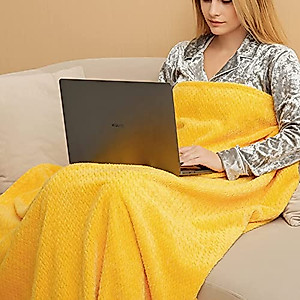 U UQUI Fleece Blanket Queen Size Yellow Lightweight Super Soft Cozy Luxury Bed Blanket Microfiber Dual Sided Throw Blanket fit Couch Sofa Thick Blanket, Yellow 90"x90"