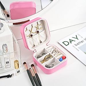 Luxury Leather Travel Jewelry Box for Women Mini Organizer Small Jewelry Portable Travel Case for Rings Earrings Necklace Multifunctional Storage Mother's Day Gift Women Wife Daughter Gift (PINK)