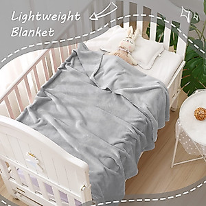 Exclusivo Mezcla Fleece Throw Blanket for Couch, Super Soft and Warm Blankets, Light Grey Throw All Season Use, Cozy, Plush, Lightweight, 30x40 inches