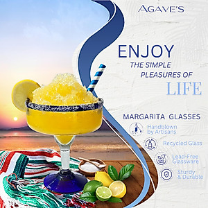 AGAVE'S GLASSWARE Margarita Glasses Set of 4 (16 oz) Gift Box – Cobalt Blue Rim Margarita Glass, Handmade, Mexican Glassware, Cocktail Glasses, Coupe Glasses (Cobalt Blue Rim).