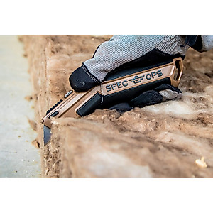 Spec Ops Tools Utility Knife with Retractable Blade, Includes 5 Extra Blades in Handle Storage