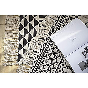 Nicunom 2 Piece Boho Bathroom Rug, 2'x4.2'+2'x3' Geometric Bath Mat, Woven Cotton Rug with Tassels Farmhouse Runner Rugs Machine Washable Boho Carpet for Living Room Kitchen Floor Laundry Room