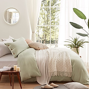 NexHome Sage Green Duvet Cover Sets Queen Size 3 Piece Double Brushed Microfiber Queen Duvet Cover with Button Closure & Corner Tie 1 Breathable and Soft Duvet Cover 90x90 inches + 2 Pillow Shams