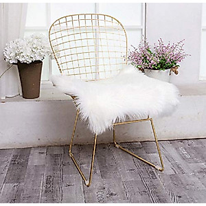 Fur Chair Cushion 20 x 20 inch, Square Fur Seat Cushion, Super Soft Faux Sheepskin Chair Cover Chair Seat Pad, White Fluffy Rug for Children's Room, Dog/Cat Bed Mat, Bedroom, Sofa and More