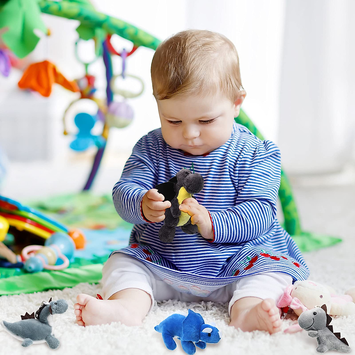 Kasyat 9 Pieces Dinosaur Stuffed Animals 4-6 Inch Mini Plush Dinosaur Figures Assortment Keychain Soft Backpack Ornaments Pendant for Stocking Stuffers, Doll Machine, Dinosaur Party Favors