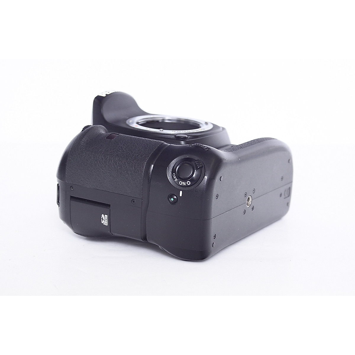 Pentax K20D 14.6MP Digital SLR Camera with Shake Reduction (Body Only)