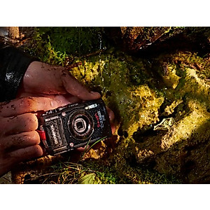 Olympus TG-3 Waterproof 16 MP Digital Camera (Black) - International Version (No Warranty)