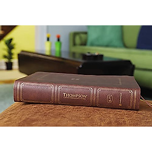 KJV, Thompson Chain-Reference Bible, Large Print, Leathersoft, Brown, Red Letter, Thumb Indexed, Comfort Print
