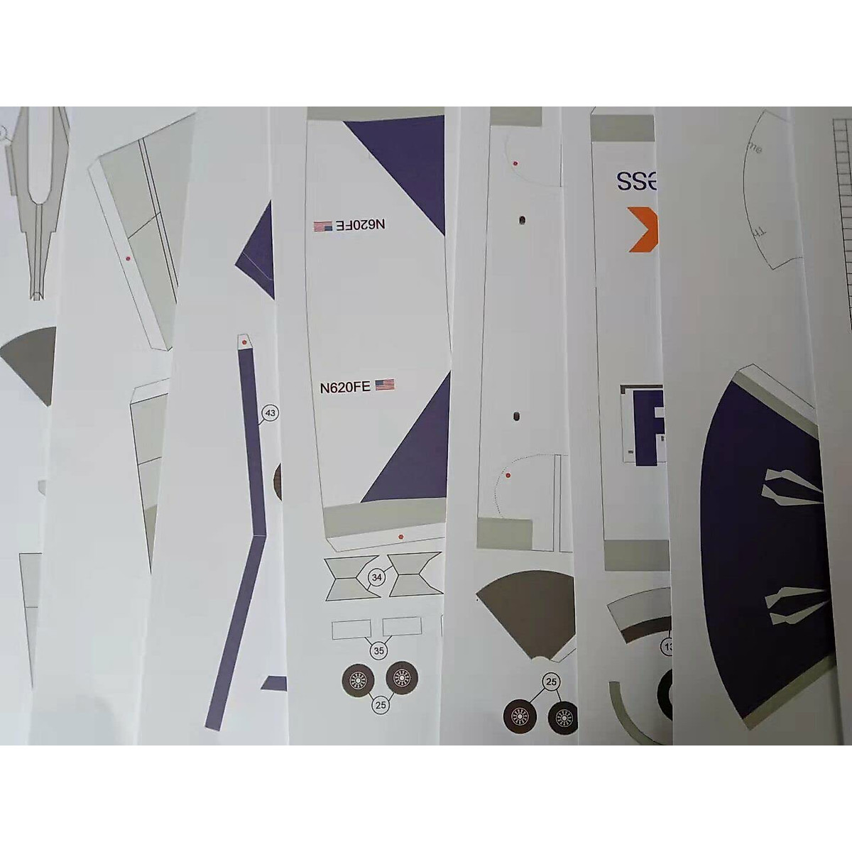 DBEIXIWEI 1:100 Scale FedEx MD-11 Air Plane 3D Paper Model Plane Paper Model Aircraft Unassembled Kit