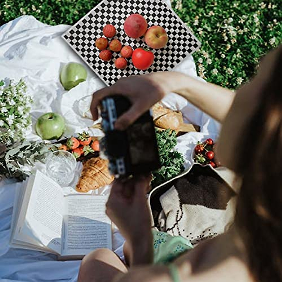 100 Sheets Black and White Checkered Dry Waxed Deli Paper Sheets, Grease Resistant Checkered ,Checkered Paper ,Deli Liner ,Checkered Paper Liners ,Checkered Basket Liners/Deli Paper (11.5''x11.5'')