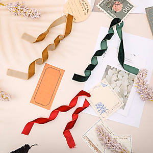 Patelai 3 Rolls 75 Yards Christmas Velvet Ribbon Vintage Velvet Ribbon Spool Green Red and Khaki Velvet Ribbon Roll for Christmas Wedding Wrapping DIY Crafts Decoration Favors (3/5 Inch)