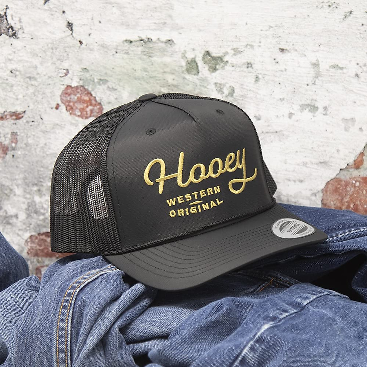 HOOEY OG Adjustable Snapback Trucker Mesh Back Hat with Logo (Black)
