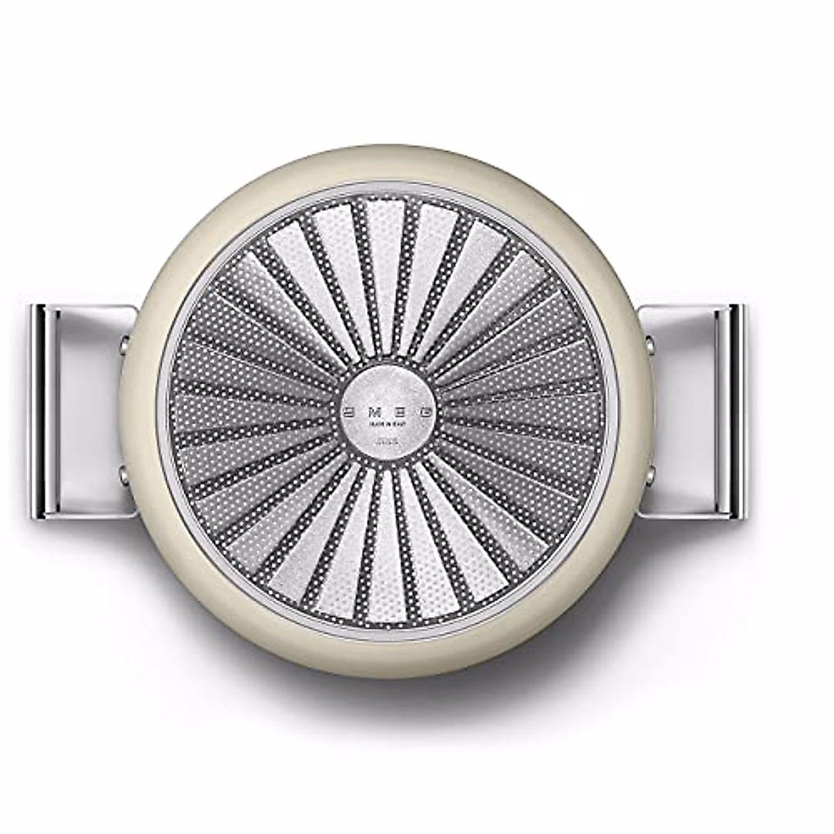 Smeg Cream 8-Quart 10-Inch Casserole Dish with Lid