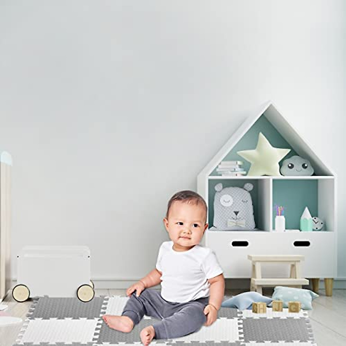 Soft EVA Foam Playmat for Babies, Toddlers Interlocking Extra Thick 0.4'' Padded Floor Mat for Crawling,Playing & Activity 16 Tiles in Pack Large 48'' x 48'' Connected by Smile My Baby