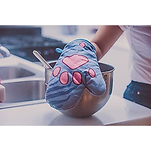 Cat Paw Oven Mitt Funny Pet Kitty Cat Kitten Animal Lover Graphic Baking Glove Funny Graphic Kitchenwear Cat Funny Food Novelty Cookware Grey Oven Mitt