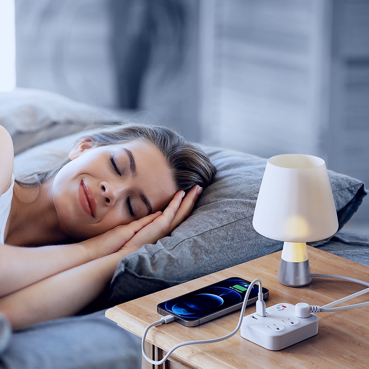 Power Strip with USB Ports,3 Outlets 3 USB Ports (5V/3.4A) 5 Ft Flat Plug Extension Cord,Outlet Extender Desktop Charging Station,Overload Short Circuit Protection,Home,Travel,Cruise Ship,UL Testing