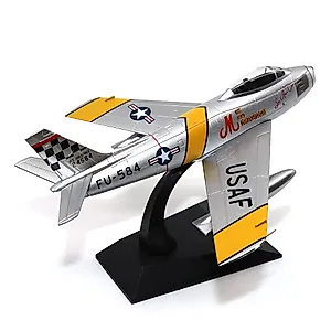 1:72 Scale North American F-86F Sabre - Militaria Diecast by Motorcity Classics