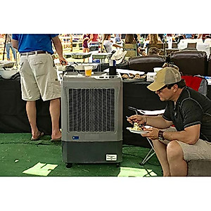 Hessaire MC37M Indoor or Outdoor Portable Oscillating Evaporative Swamp Air Cooler for 950 Square Feet of Space with Water Reservoir