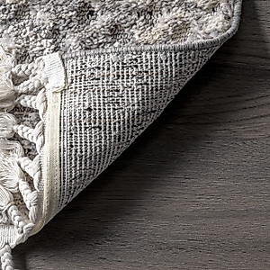 nuLOOM Lira Textured Geometric Tassel Area Rug, 4x6, Grey