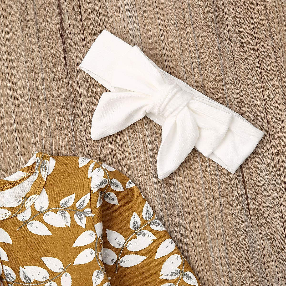 Ayalinggo Newborn Baby Girl Boy Romper Jumpsuit Footed Romper Ruffle Footie Bodysuit Fall Winter Outfit Clothes (Floral Footies, 0-3 Months)