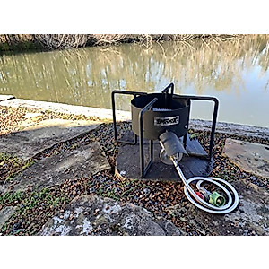 Bayou Classic KAB4 16-in Bayou Banjo Cooker Features 10-in Cast Iron Burner 16-in Cooking Surface 3/8-in Round Bar Welded Frame 30-psi Adjustable Regulator w/ 48-in Stainless Braided Hose