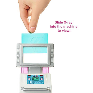 Barbie Careers Playset, Fast Cast Clinic with Brunette Doctor Fashion Doll, Furniture & 30+ Accessories Including Molds & Dough for Bandages