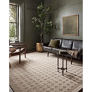 Loloi Magnolia Home by Joanna Gaines x Rae Natural/Ivory 5'-0" x 7'-6" Area Rug