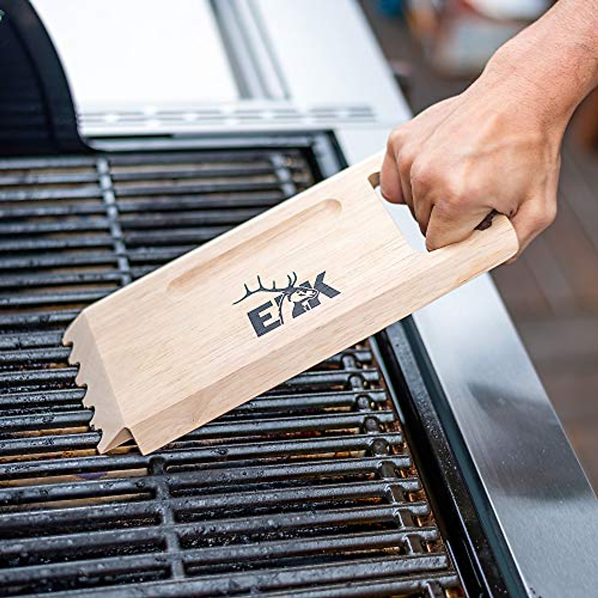ELK BBQ Grill Wooden Scraper - Compatible with Charcoal and Gas Barbecue Grill Grates - Safe, Natural and Bristle-Free Cleaning
