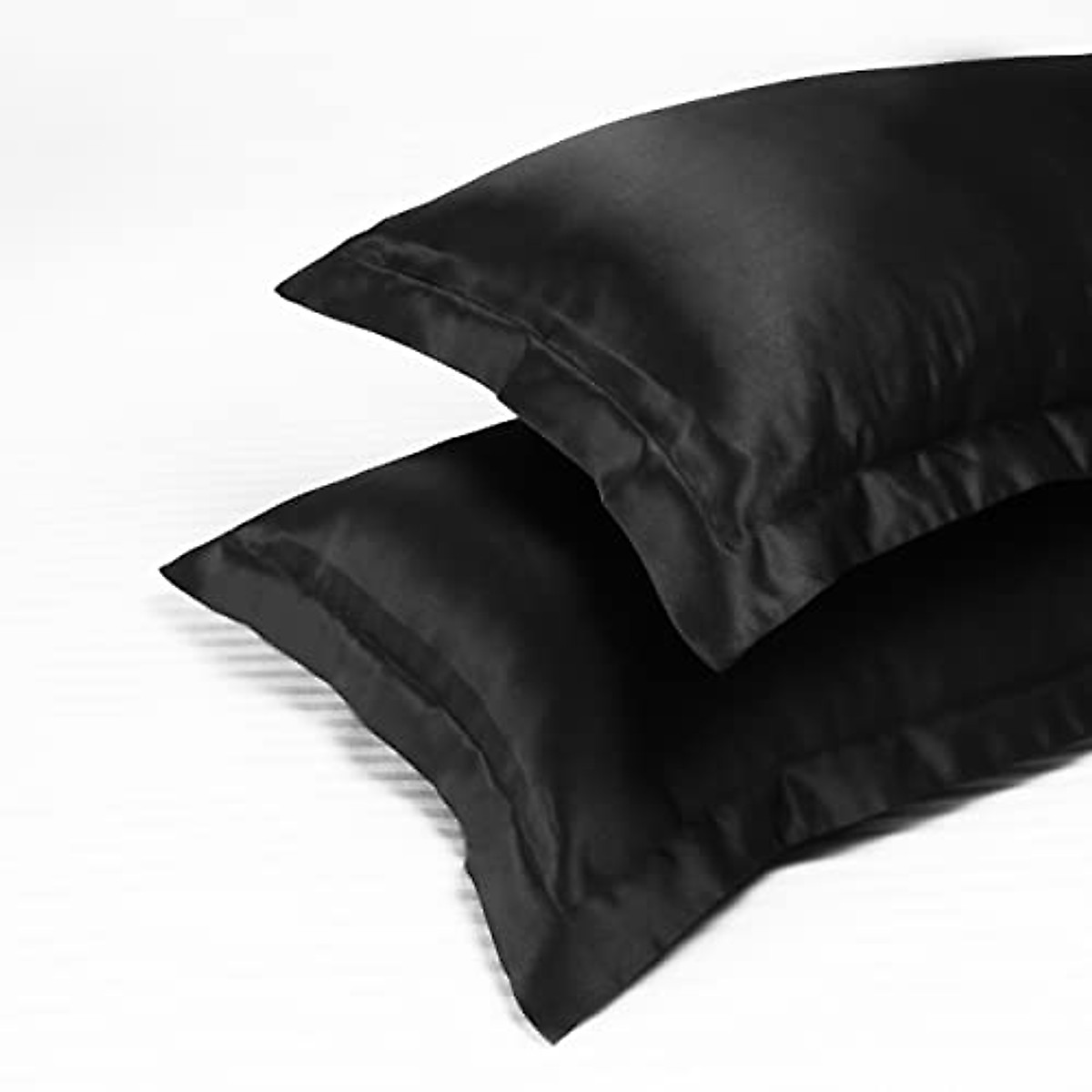 HOMIDATE Set of 2 Queen Pillowcase in Polyester – 20" x 30" in Black with Satin Feel - Luxury Soft and Breathable – Ideal for Bedding and Room Décor