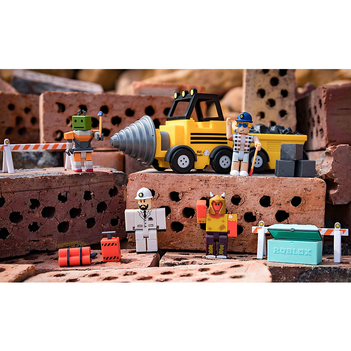 Roblox Action Collection - Operation TNT Playset [Includes Exclusive Virtual Item]
