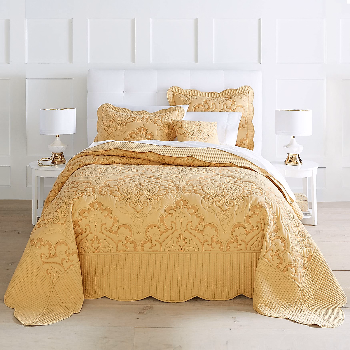 BrylaneHome Bedding Lightweight All Season Modern Amelia Quilted Damask Oversized Ultra Soft Bedspread - Full, Honey Gold