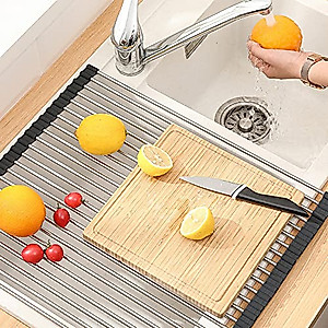 MGahyi Roll Up Dish Drying Rack, Over The Sink Drying Rack, Multipurpose 304 Stainless Steel Silicone Wrapped Steel Roll-Up , Folding Dish Rack for Kitchen Sink （Black, 17.3" x 10.2"）